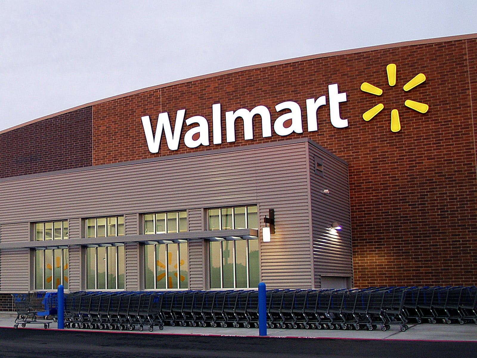 Walmart policy to protect pollinators from pesticides